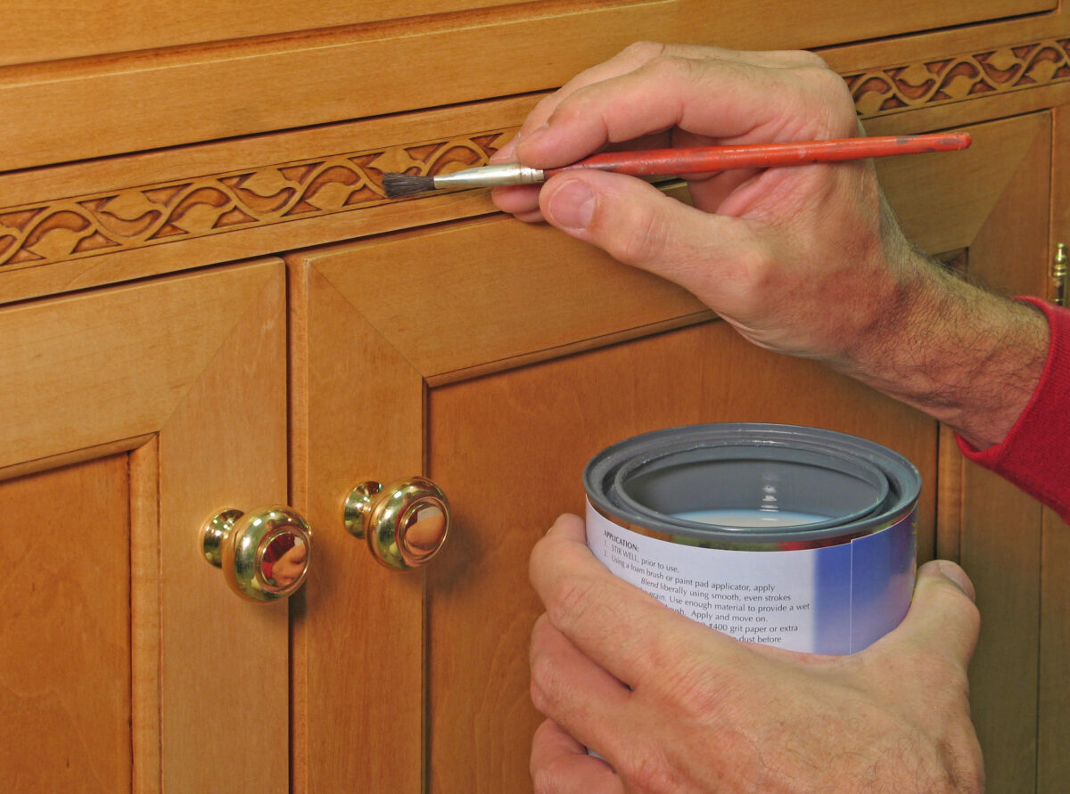 6 Steps to Strip Paint From Cabinet Without Damage